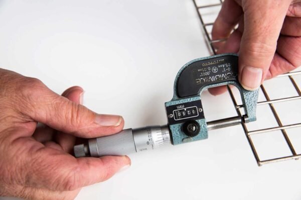 How to Measure Wire Gauge: Guide for Engineers & DIYers