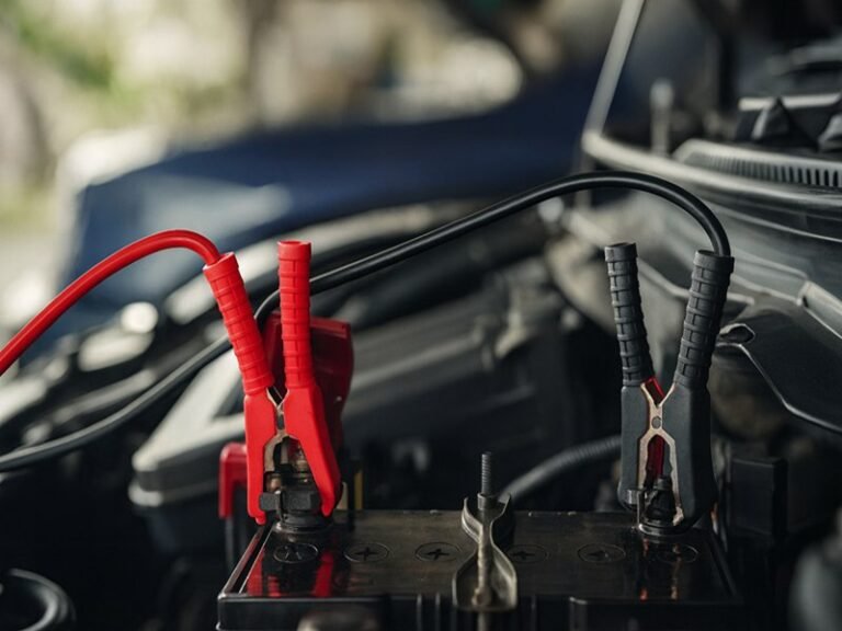How to Connect Jumper Cables Safely: Step-by-Step Guide